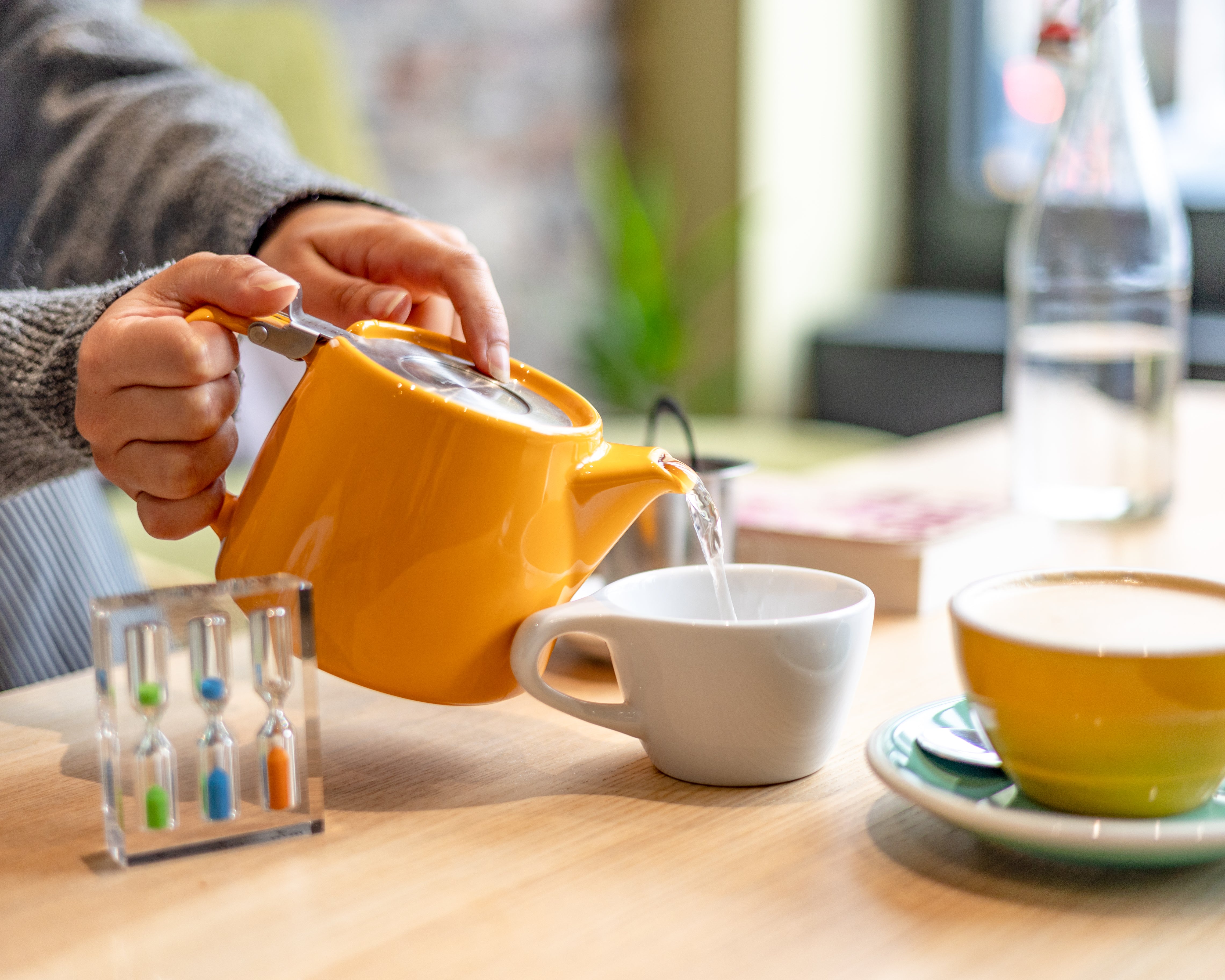 Teahouses. Retail. Online. Wholesale.